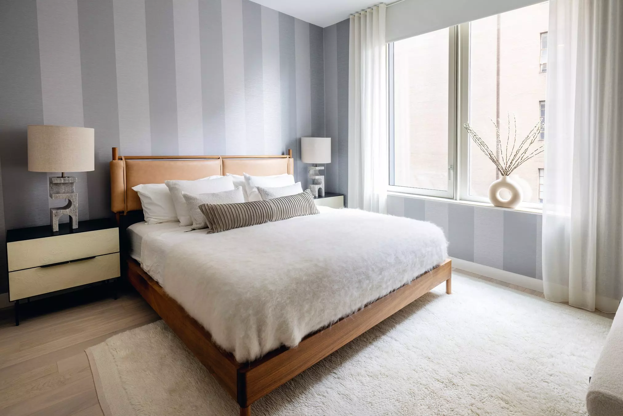 Residences | Anagram Columbus Circle Luxury UWS Apartments | 1 West 60th